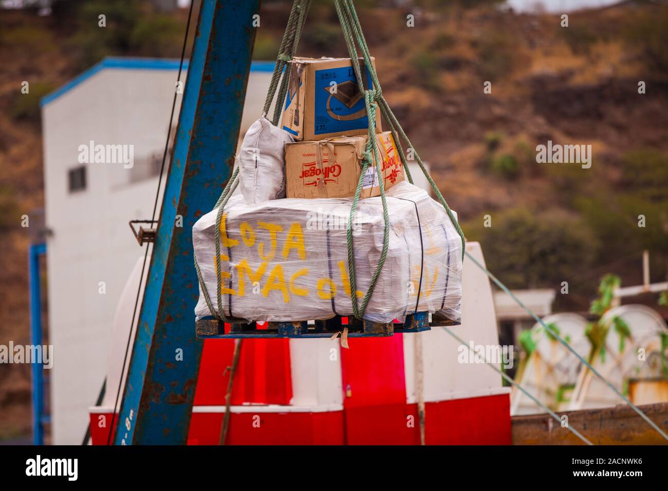 Cargo load hi-res stock photography and images - Alamy