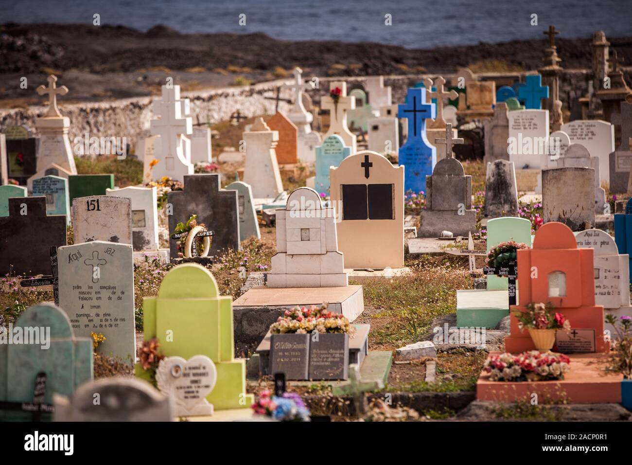 Quiet graveyard hi-res stock photography and images - Alamy