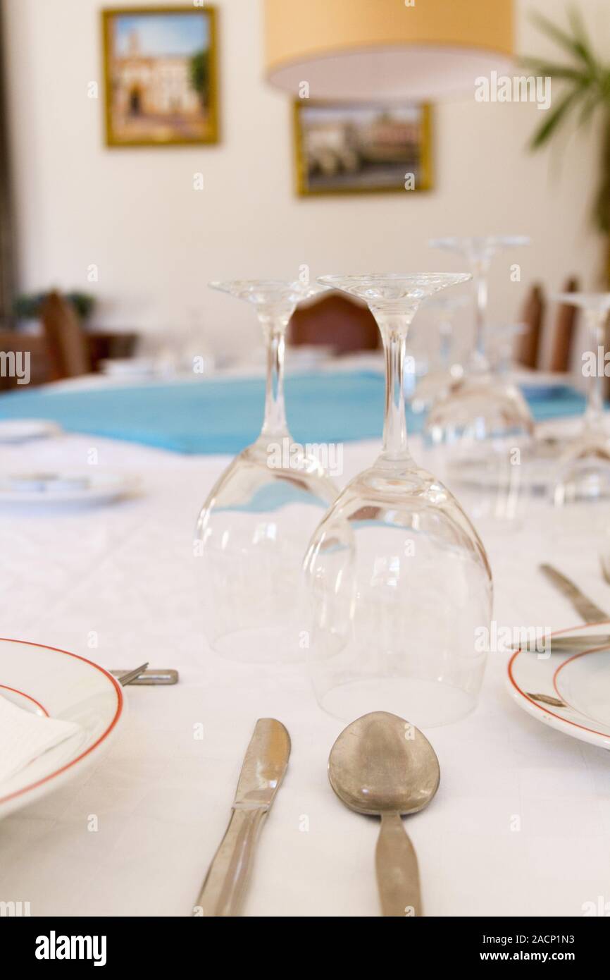 Prepared table hi-res stock photography and images - Alamy