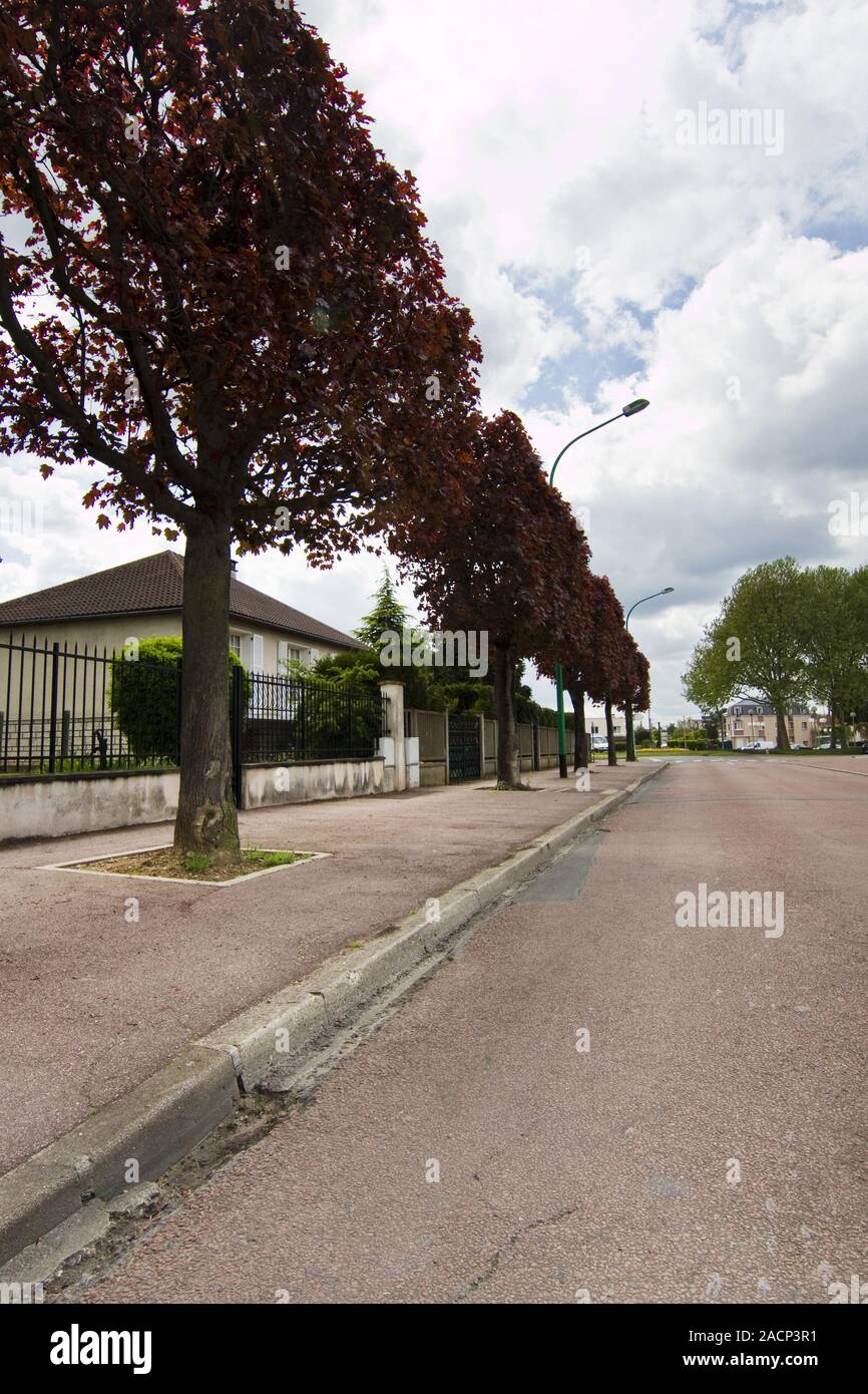 urban street of Morangis Stock Photo - Alamy