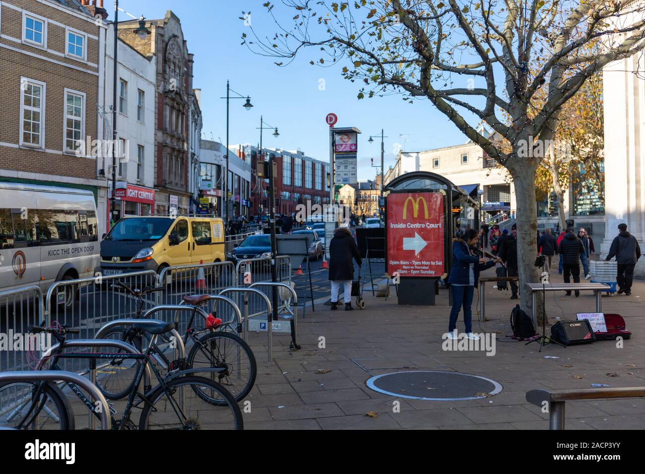 Wimbledon town centre Stock Photo - Alamy