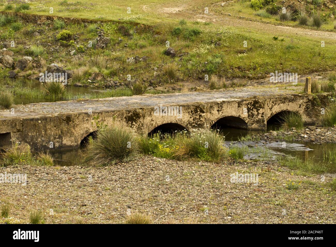 old stone bridge Stock Photo - Alamy