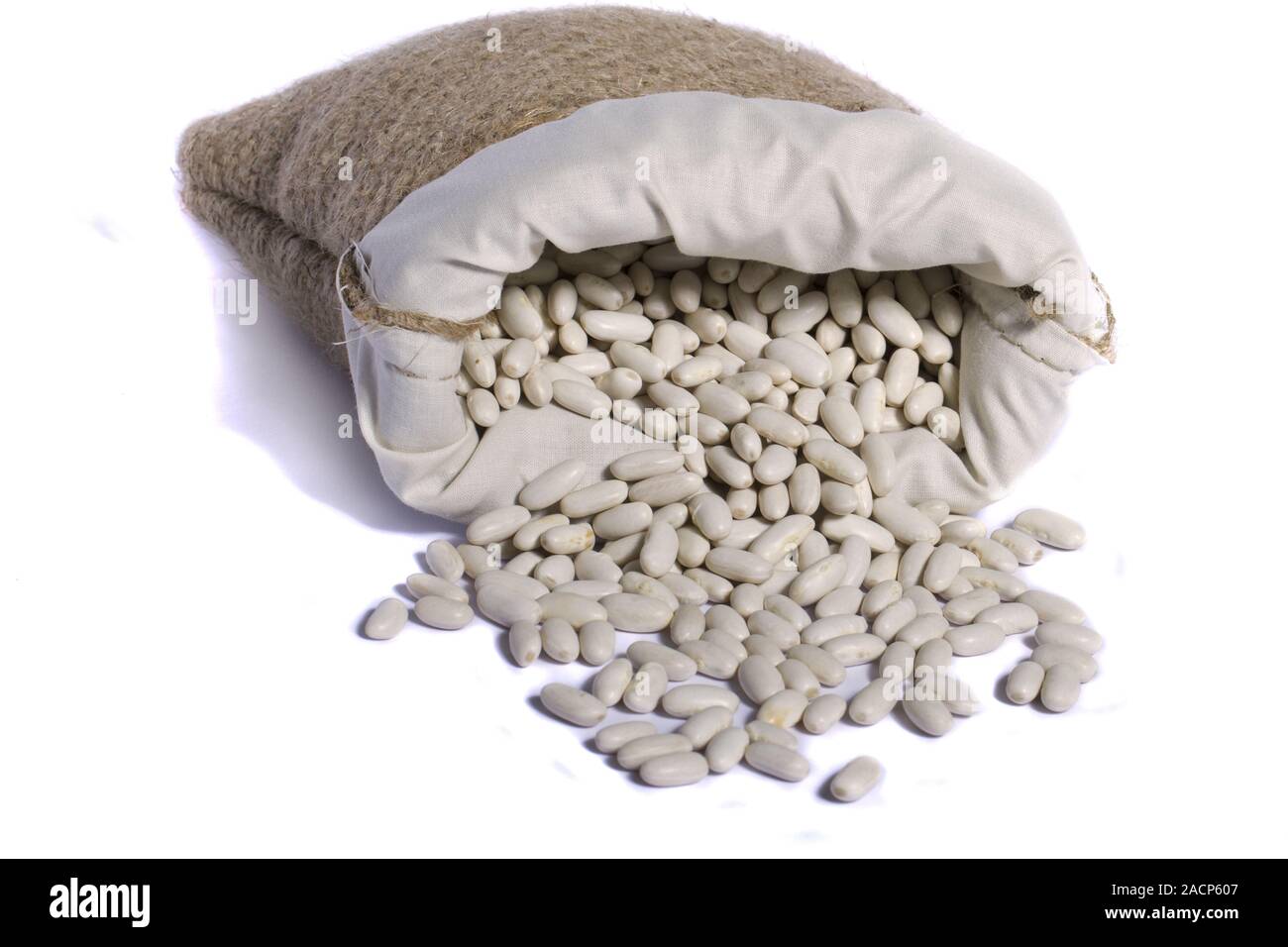 Sack long white beans hi-res stock photography and images - Alamy