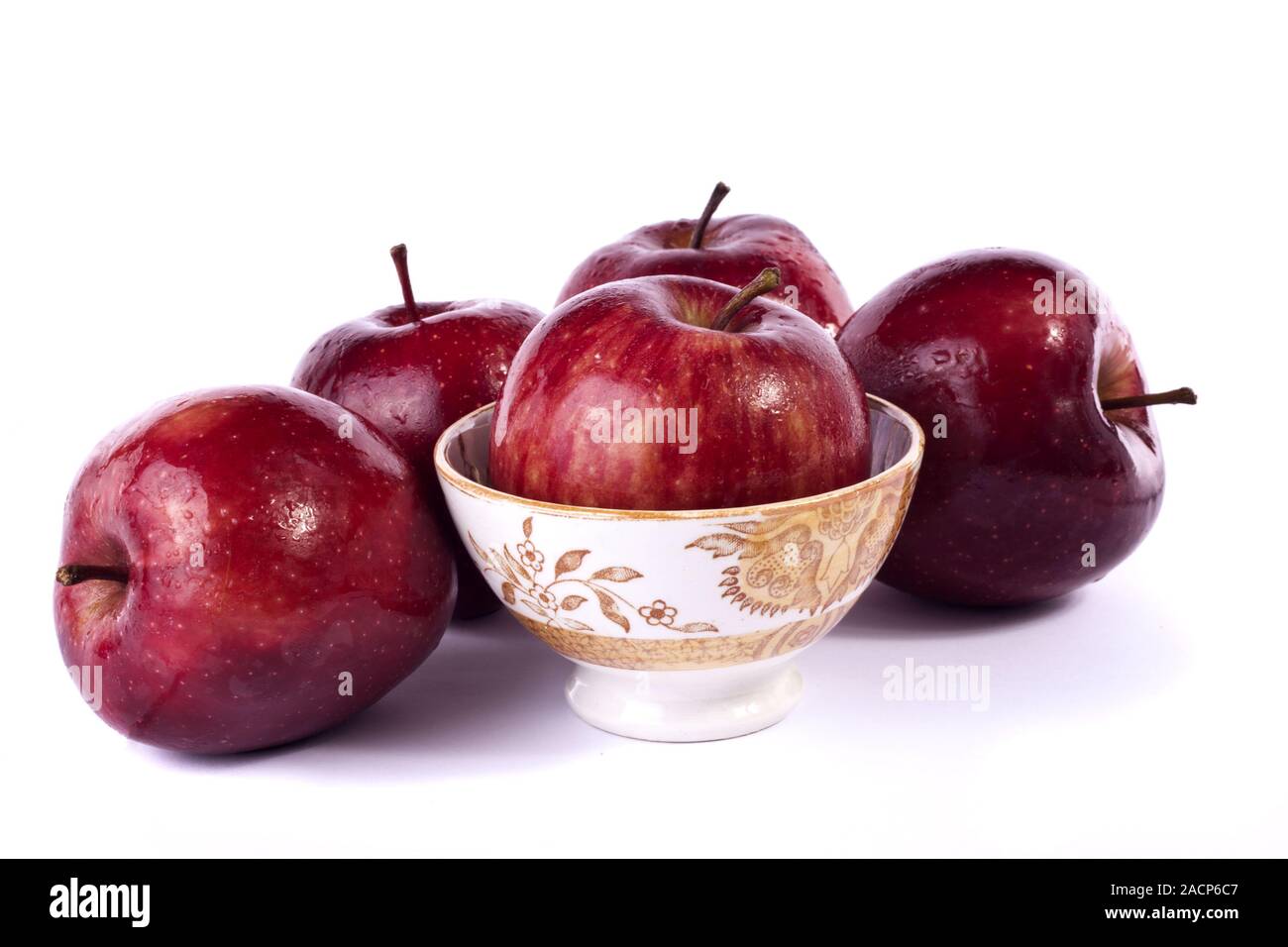 Red apples food hi-res stock photography and images - Alamy