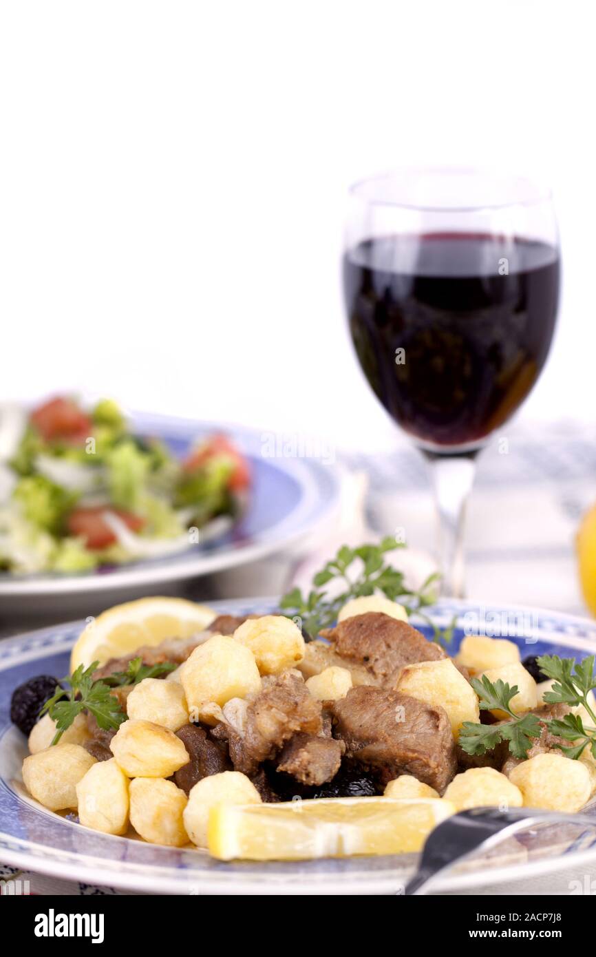 Cooked meat hi-res stock photography and images - Alamy