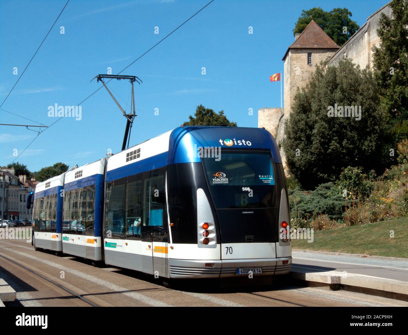 Guided tram transport system. Guided electric rubber-tyred tram ...