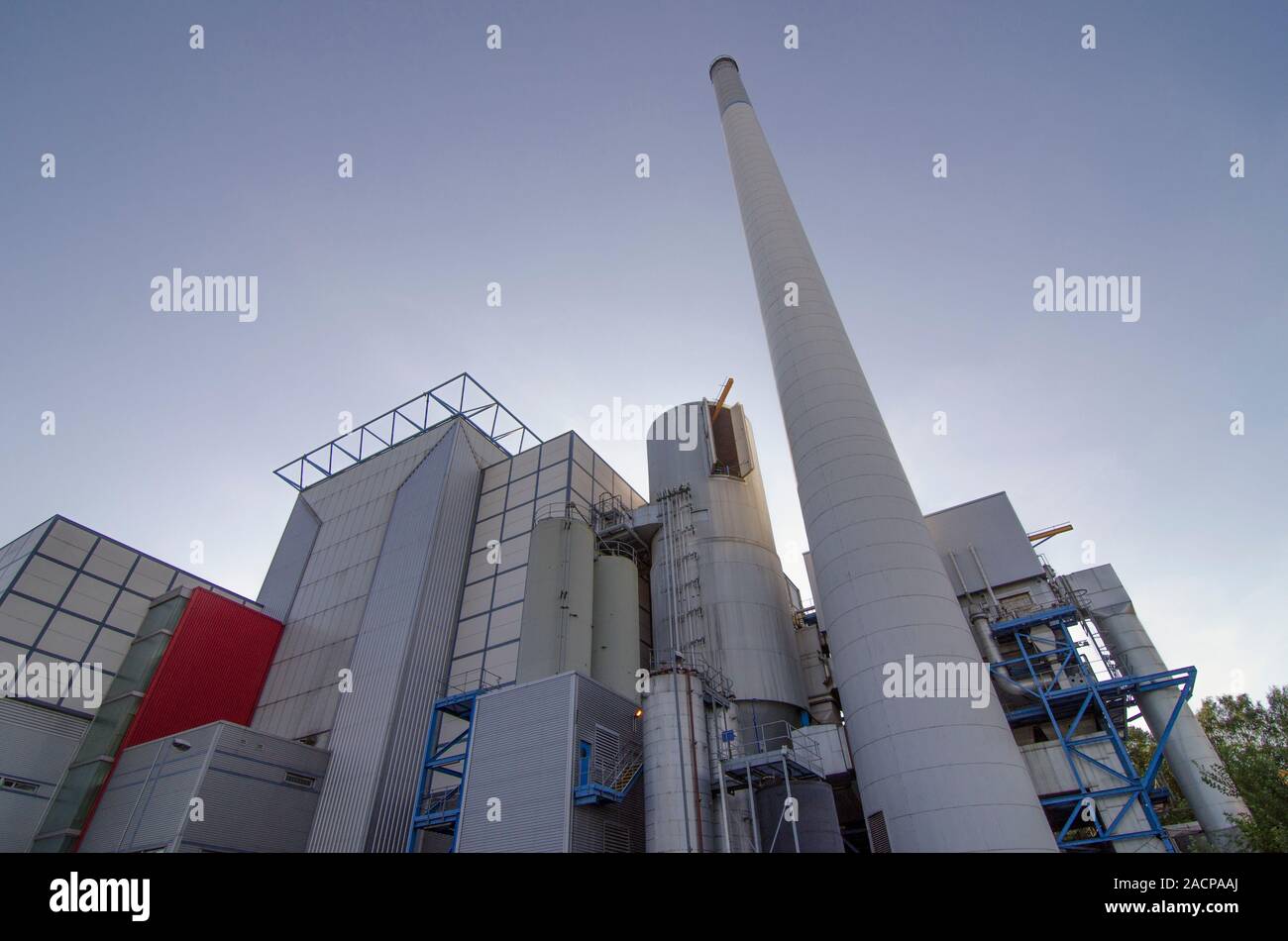 Kirklees Incinerator, Huddersfield, built in 2002 as a PFI project ...