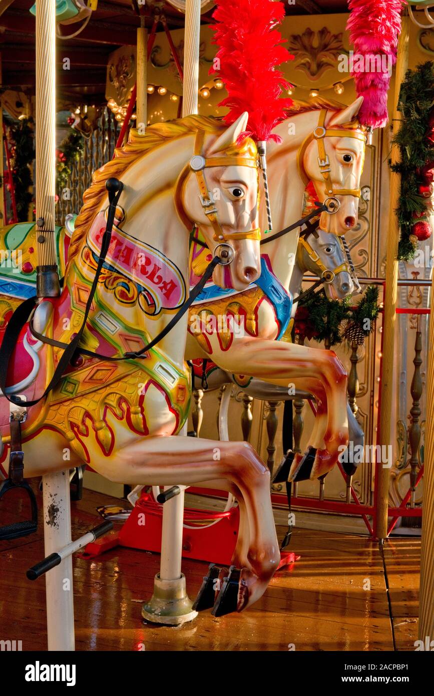 Carousel horse head hi-res stock photography and images - Alamy