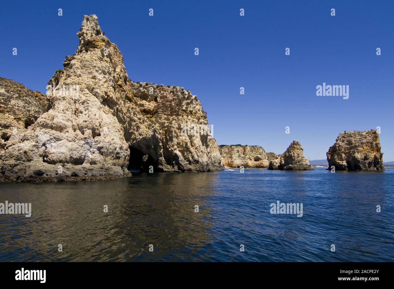 Beautiful summer coastline ocean rocks hi-res stock photography and ...