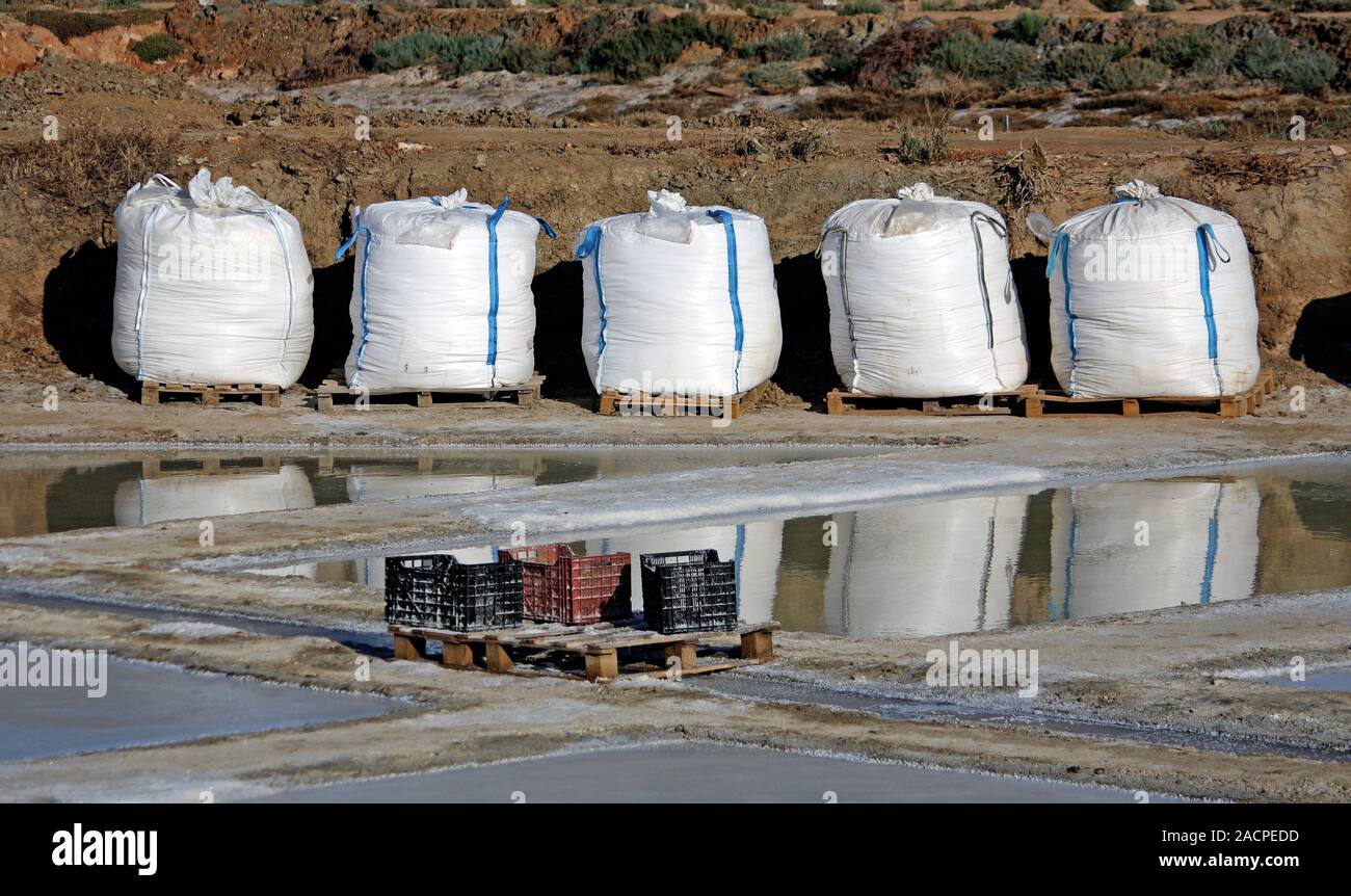 Salt bags hi-res stock photography and images - Alamy