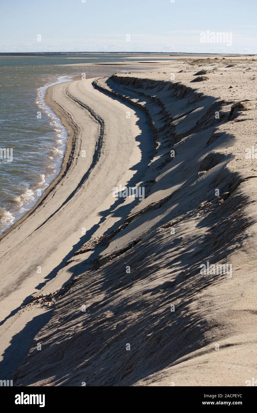 Beach shoreline hi-res stock photography and images - Alamy