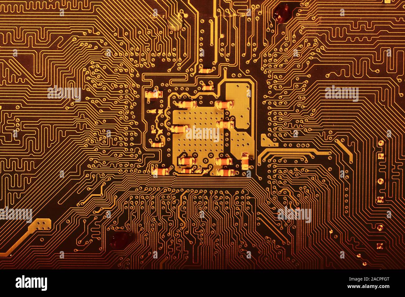 Complex circuit hi-res stock photography and images - Alamy