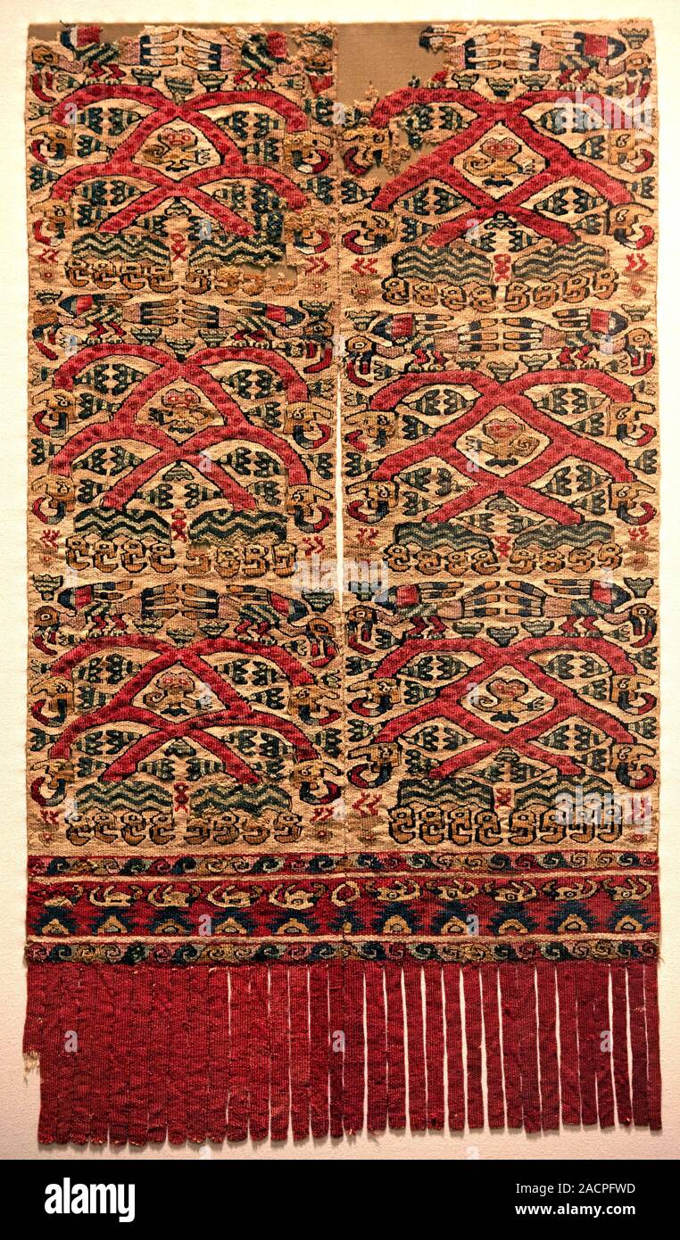 Ancient Peruvian fabric. Sections of fabric dating from the Chimu ...