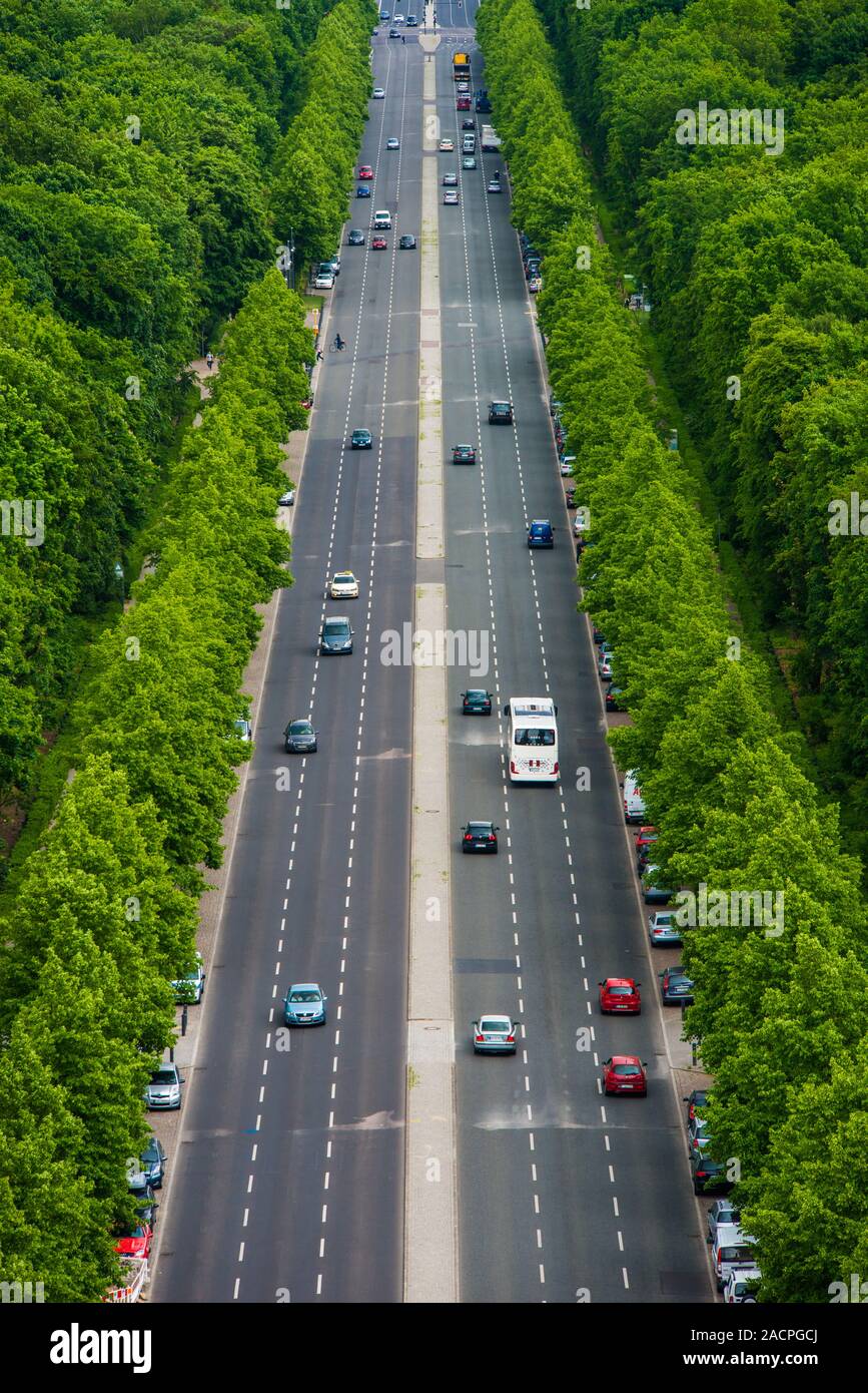 Car lane hi-res stock photography and images - Alamy