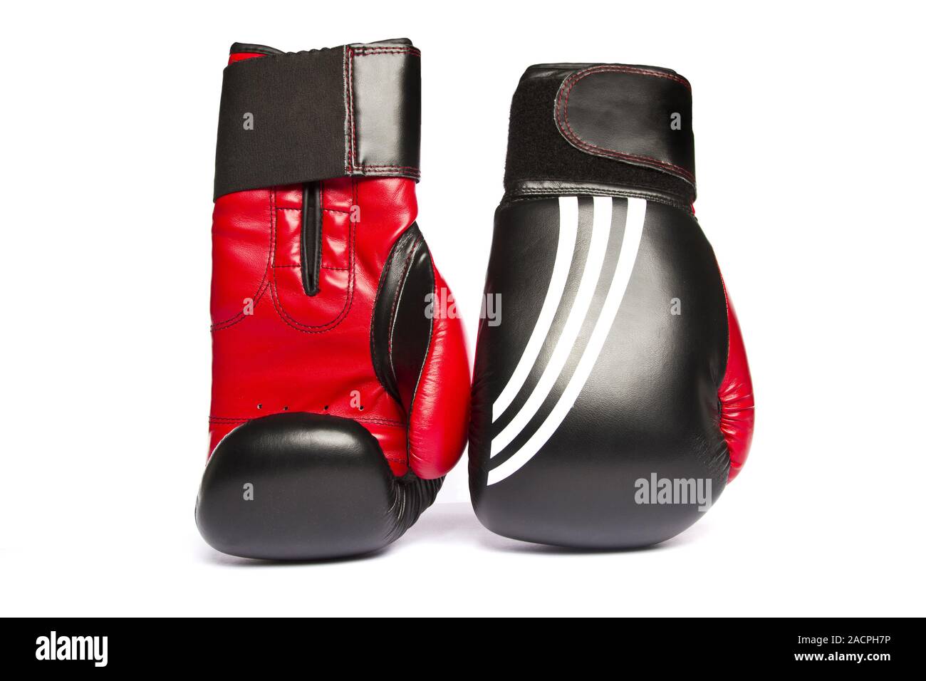 Red boxing hi-res stock photography and images - Alamy