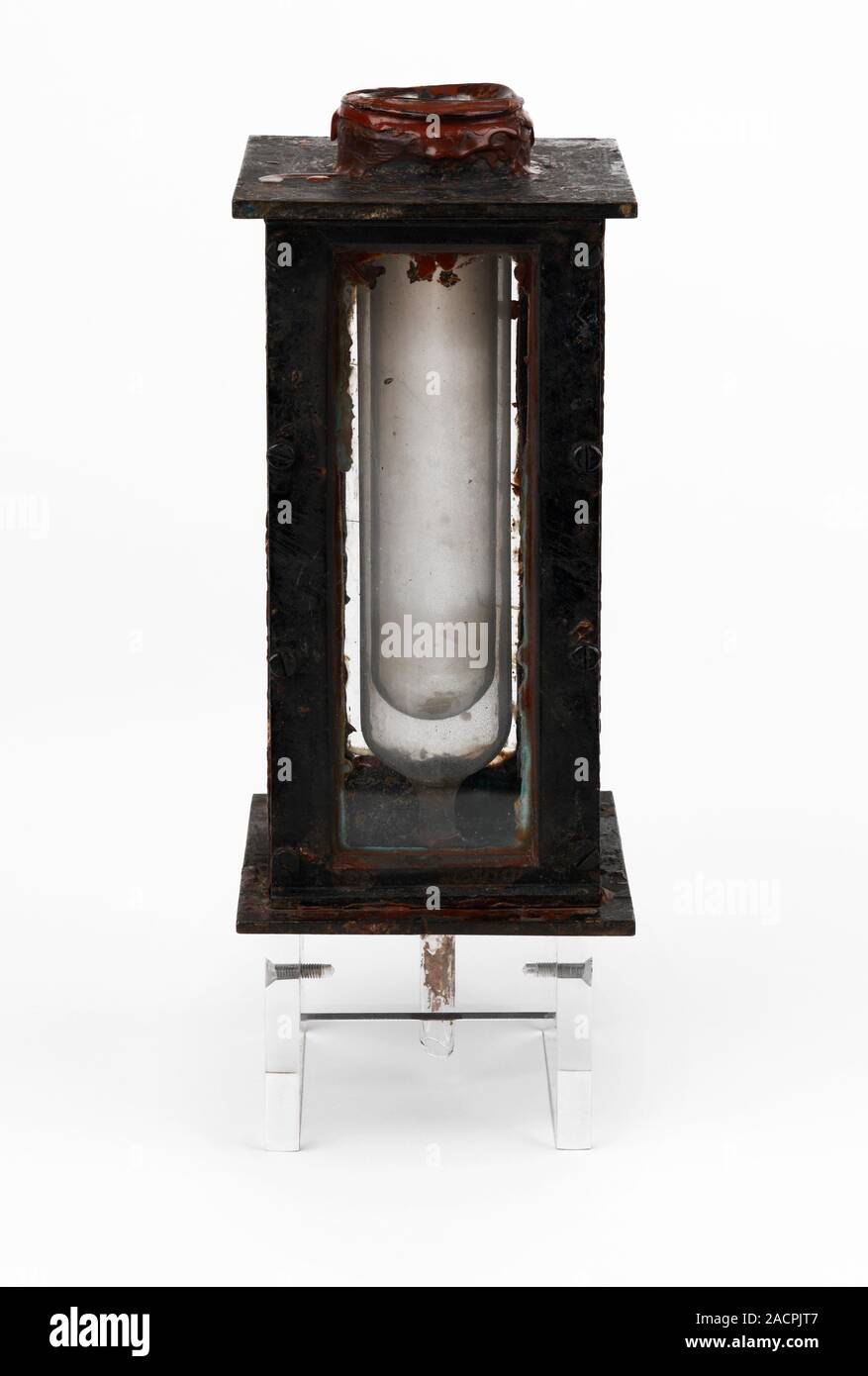 Dewar flask. Variation on an early design of vacuum flask made by James ...