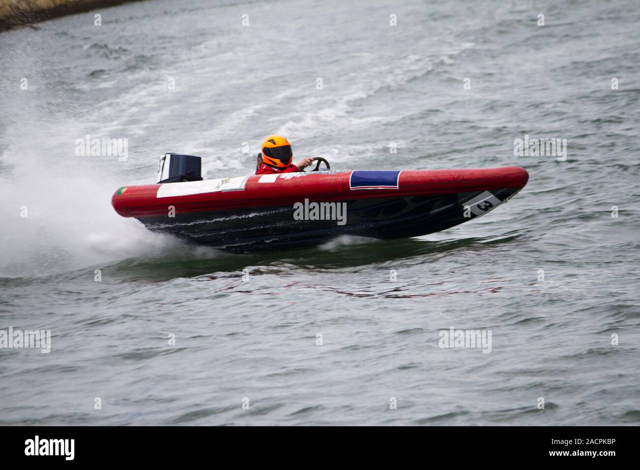 power boat racing Stock Photo - Alamy
