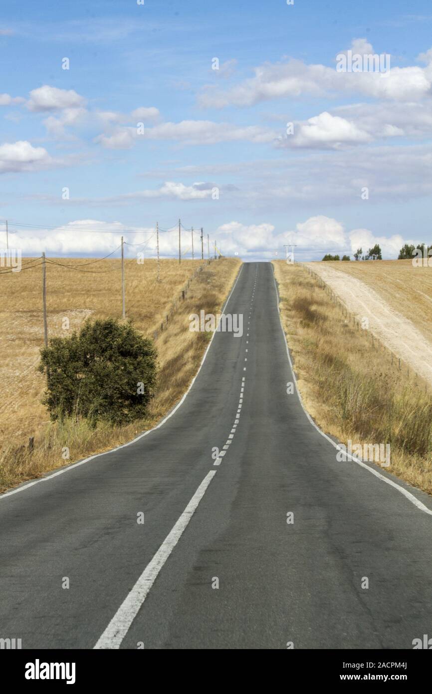 Long road to nowhere hi-res stock photography and images - Alamy