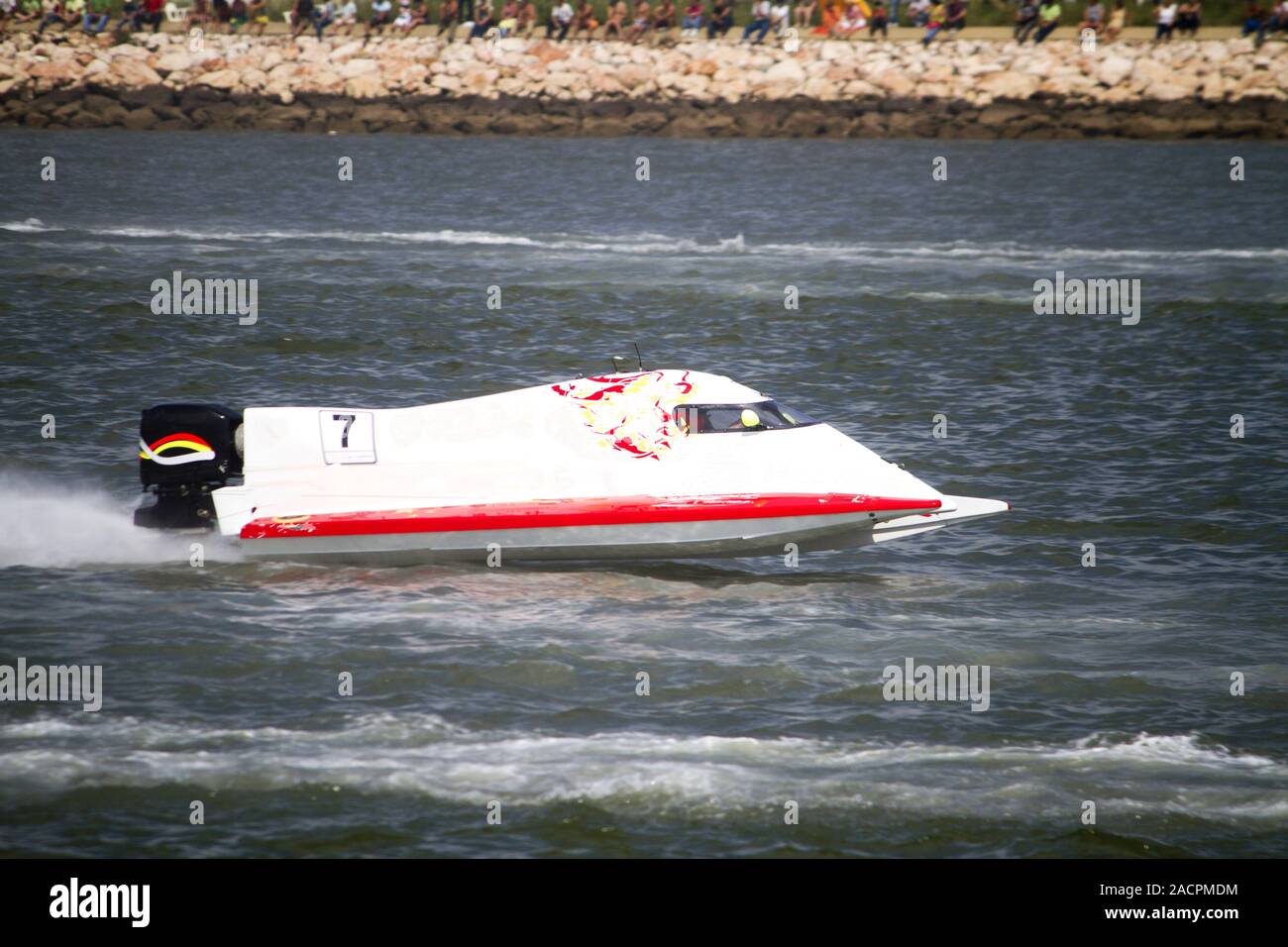 Powerboat racing hi-res stock photography and images - Alamy