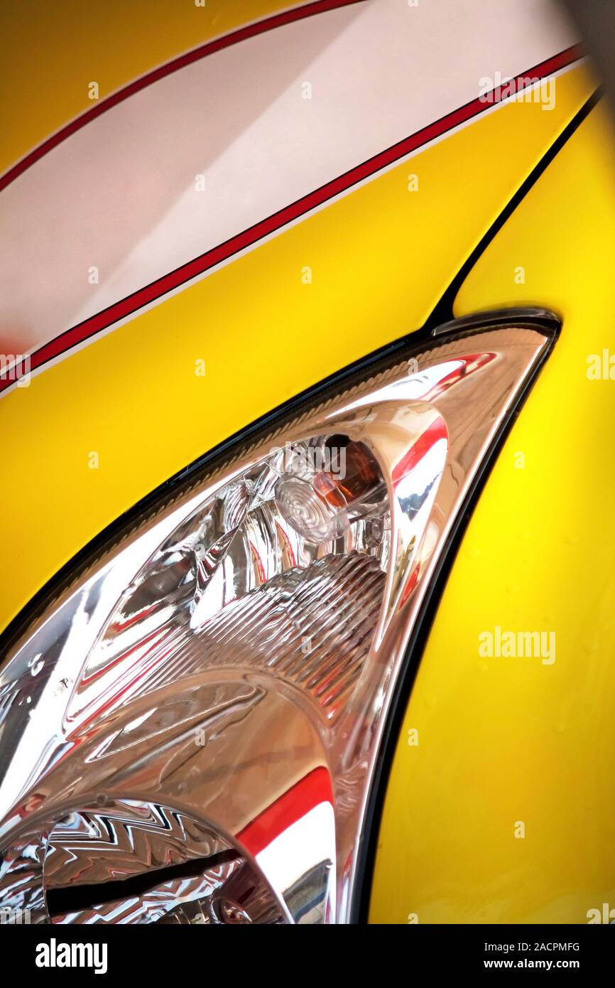 Car headlight line hi-res stock photography and images - Alamy