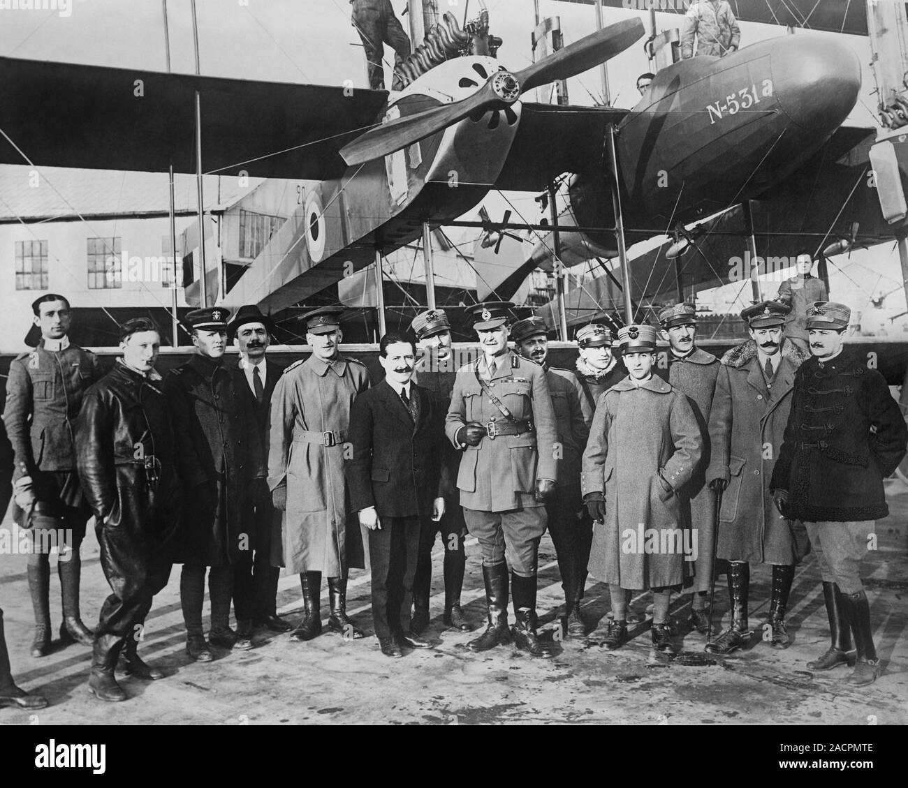 Italian aircraft production, World War I. Group of military officers ...