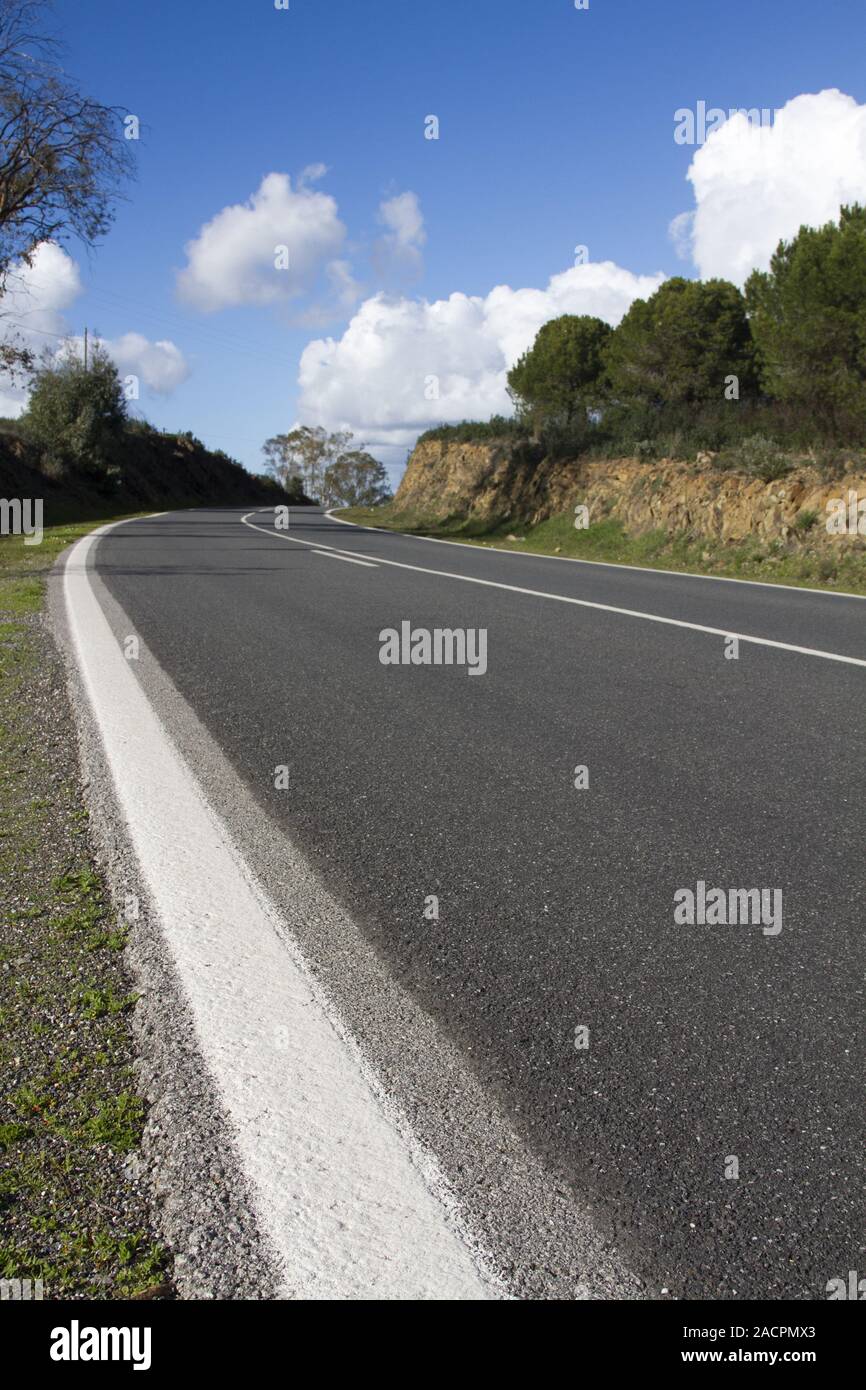 curved asphalt road Stock Photo - Alamy