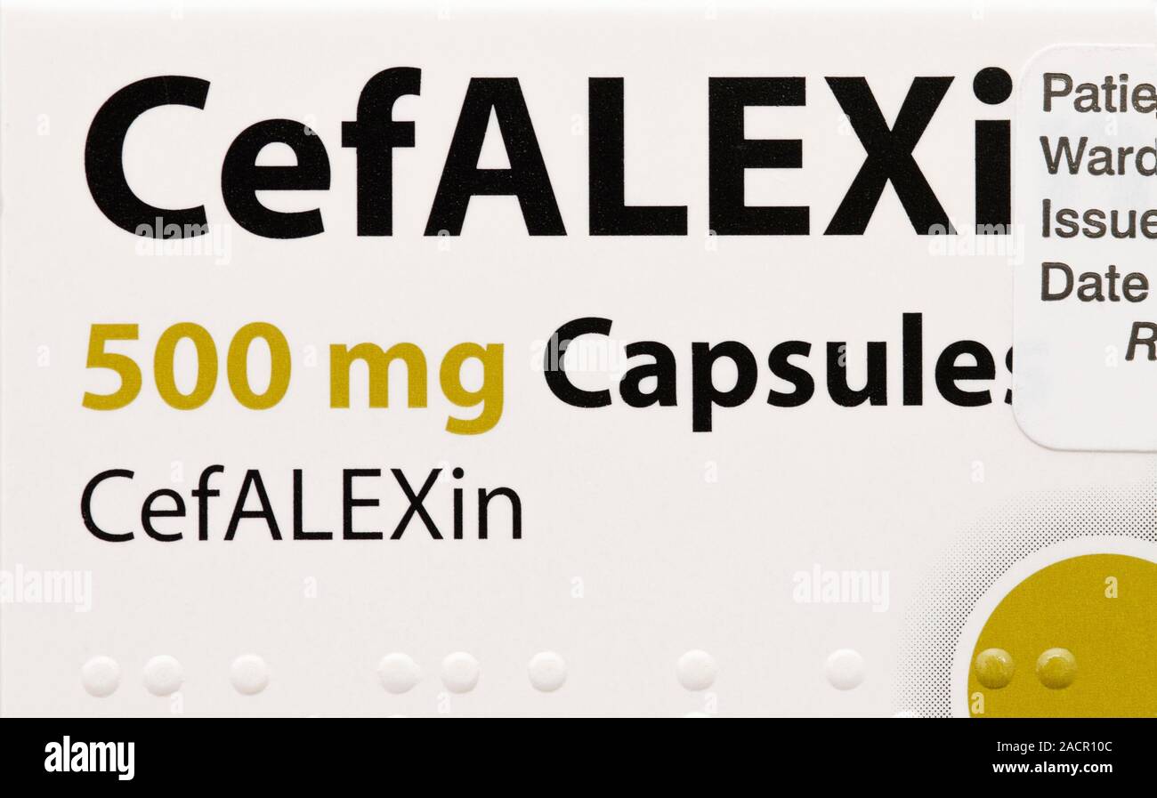 Pack containing 500 mg capsules of the antibiotic drug Cefalexin (CX ...