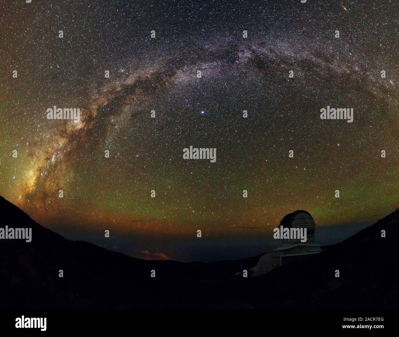 Milky Way over La Palma observatory. View of the Milky Way galaxy in ...