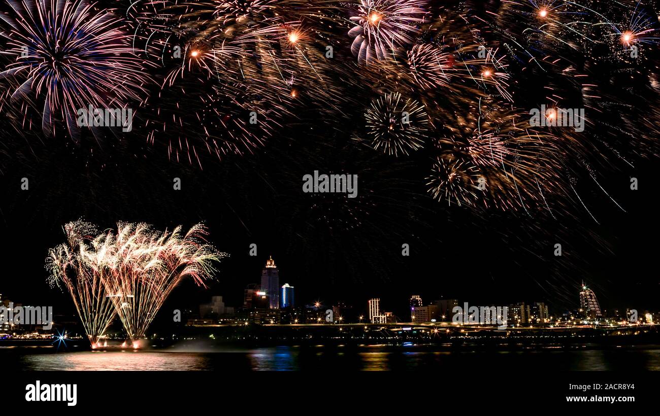 Taipei gold gold star hi-res stock photography and images - Alamy