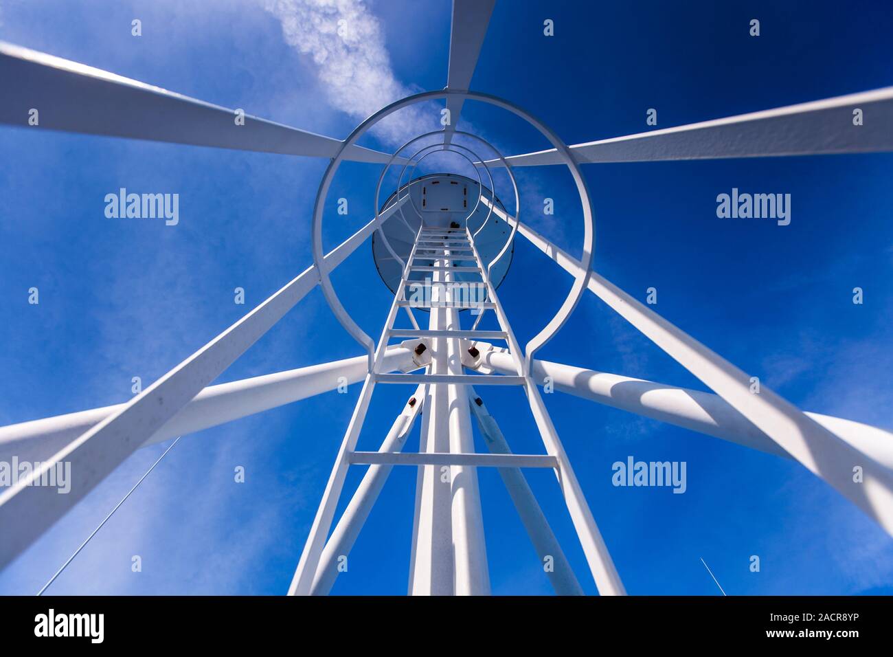 Crows nest view hi-res stock photography and images - Alamy