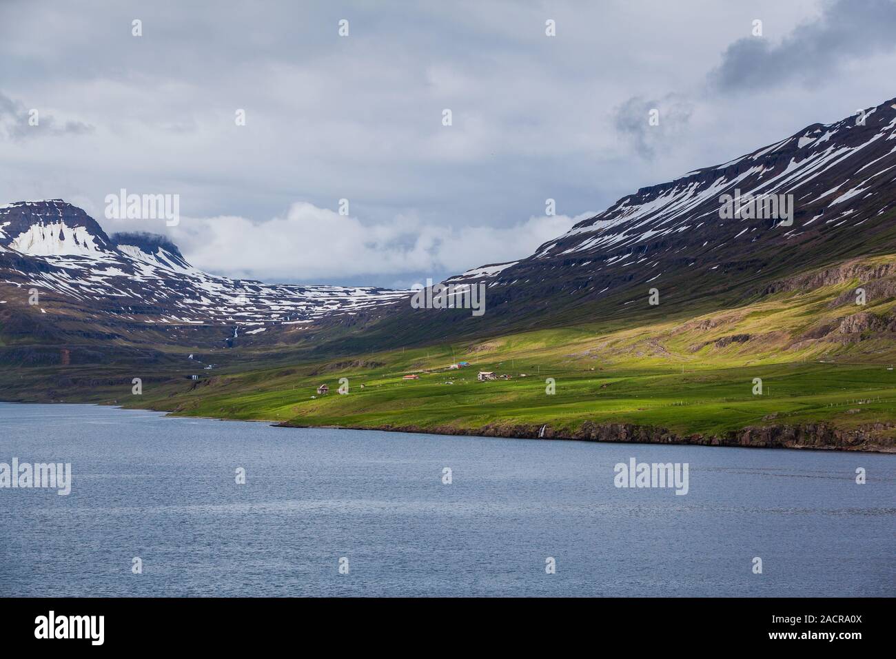 Scattered houses hi-res stock photography and images - Alamy