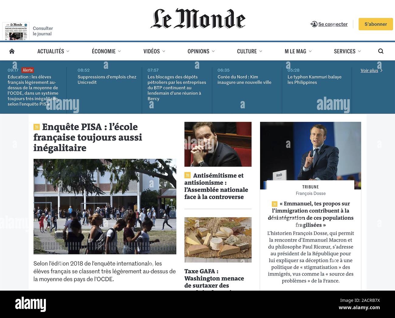 Logo monde hi-res stock photography and images - Alamy