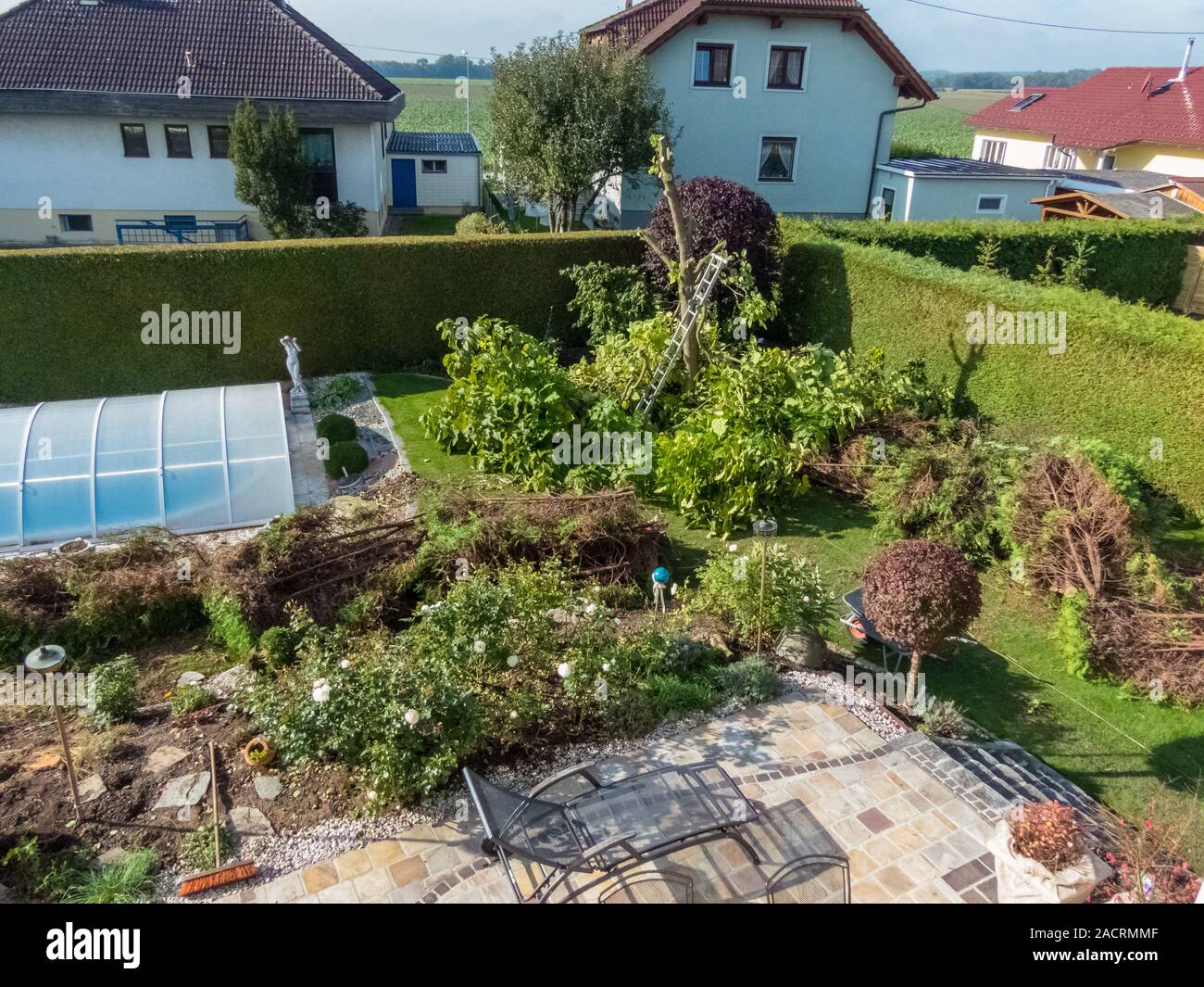 Gardeners at work Stock Photo - Alamy
