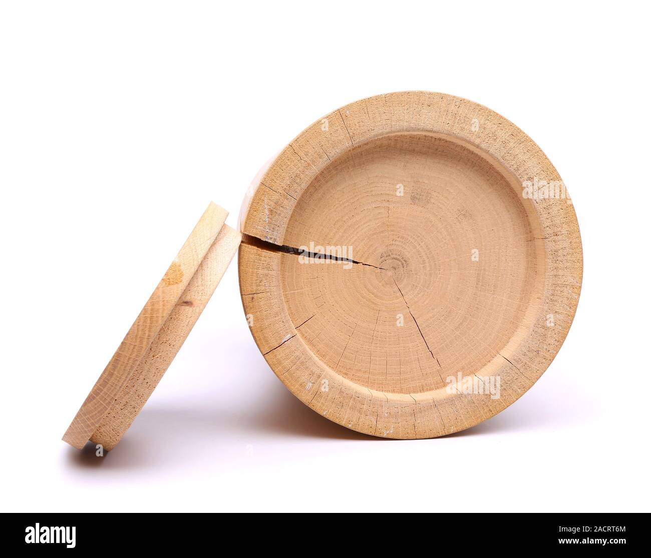 Bottom of wood birch bark container and his cover Stock Photo - Alamy