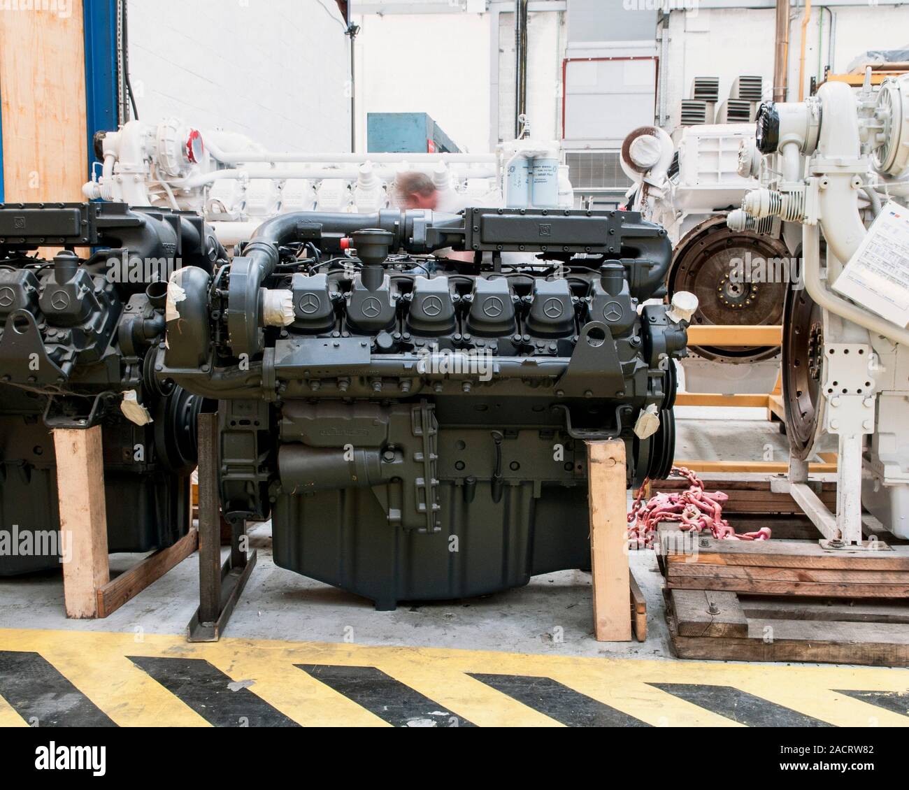 Hovercraft engine. Sections and components of a hovercraft engine, with ...