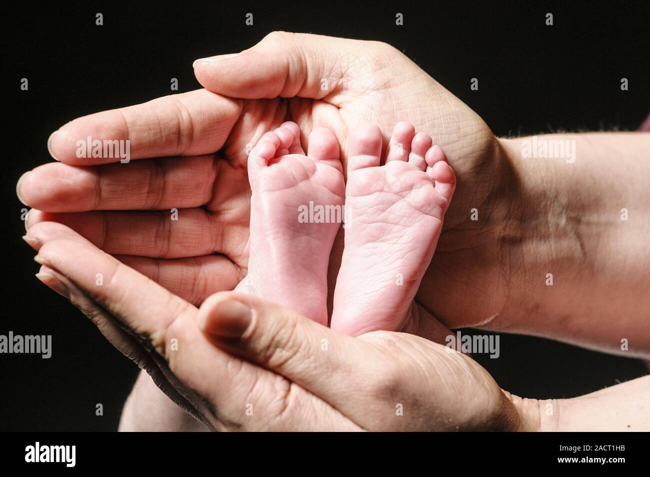 Little feet hi-res stock photography and images - Alamy