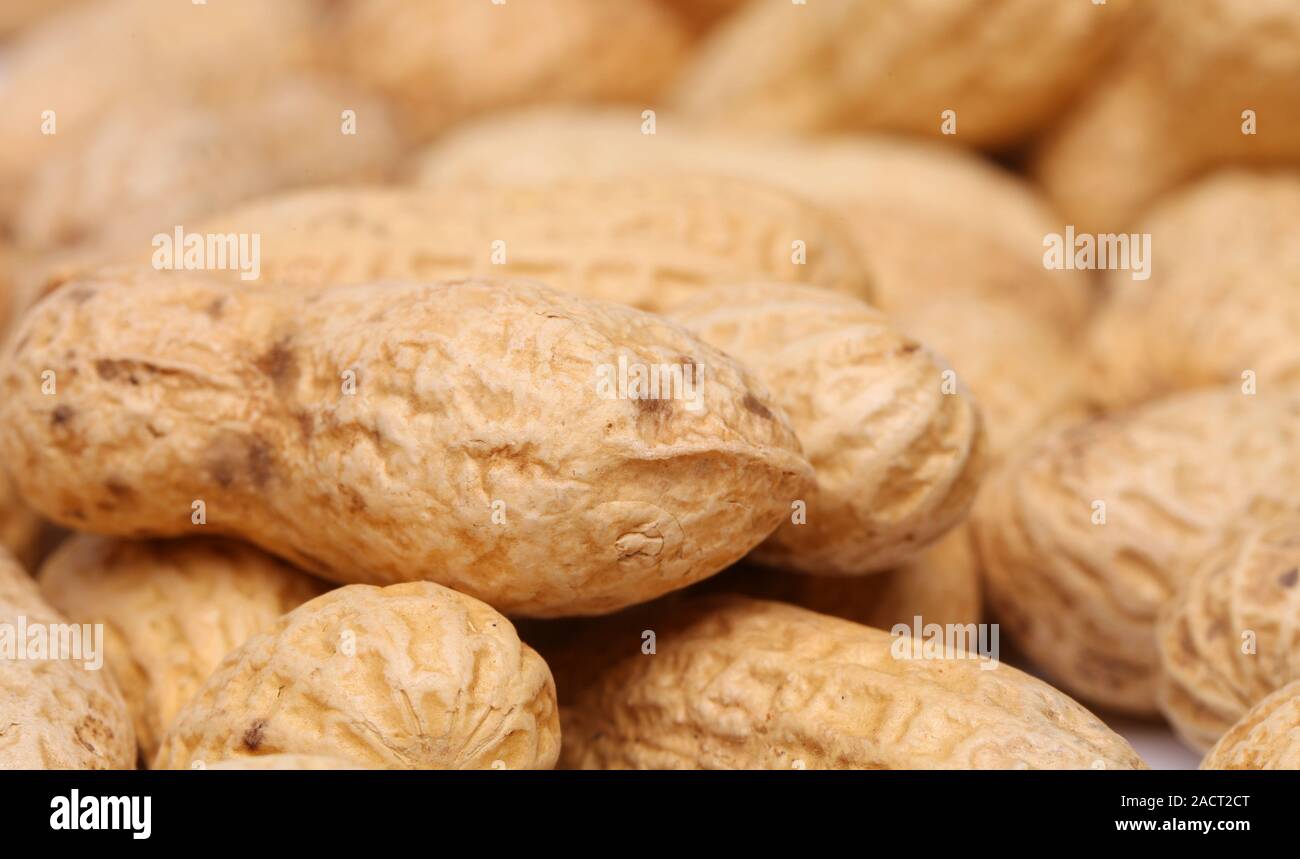 Close up image peanuts hi-res stock photography and images - Alamy