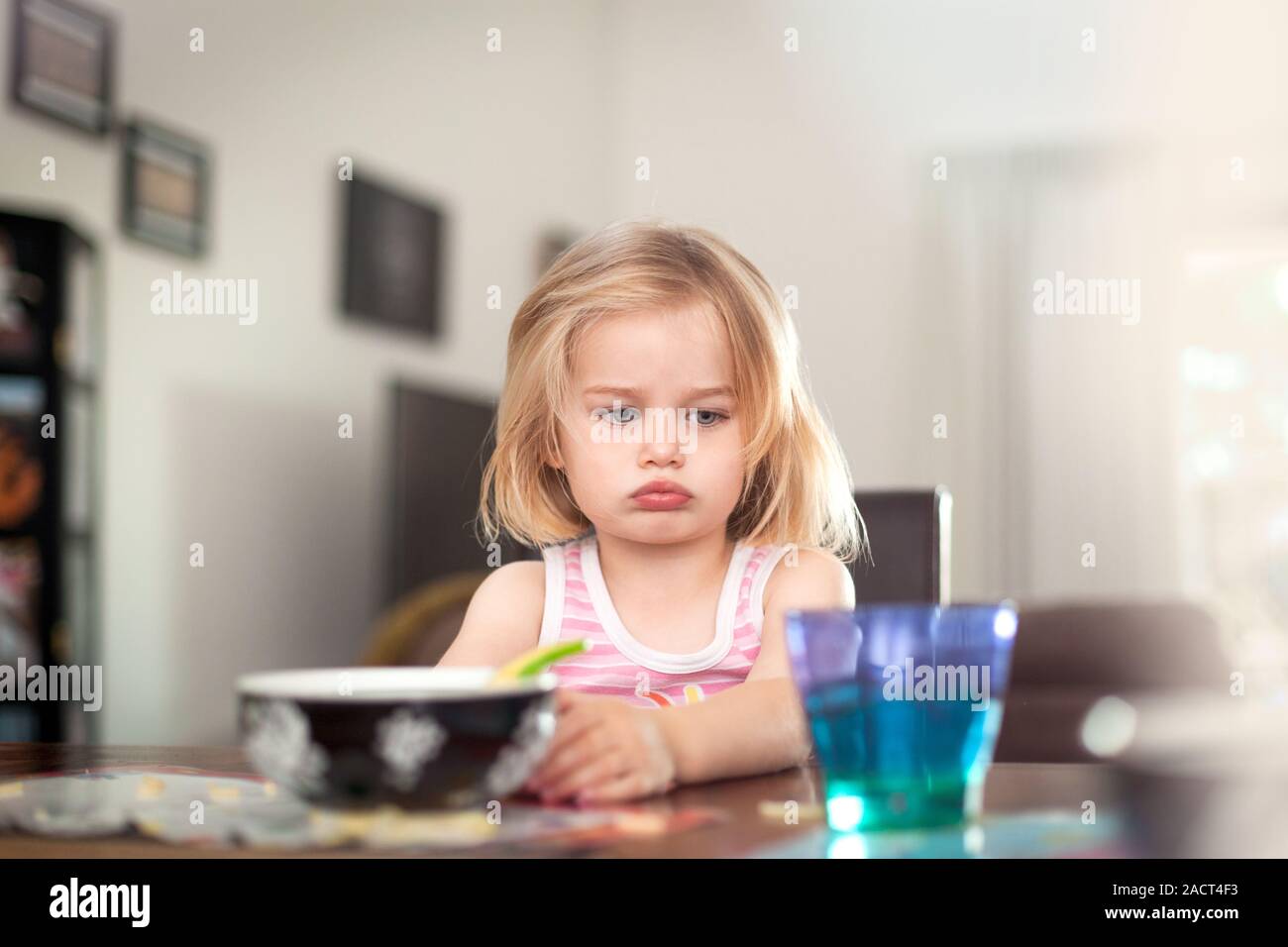 Child with disgusted face hi-res stock photography and images - Alamy