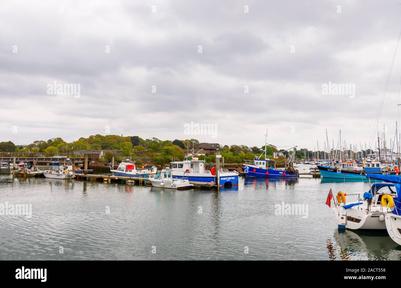Lymington harbour lymington estuary hampshire hi-res stock photography ...