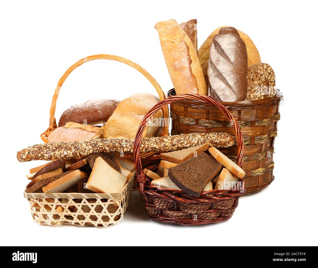 Baskets of fresh bread hi-res stock photography and images - Alamy