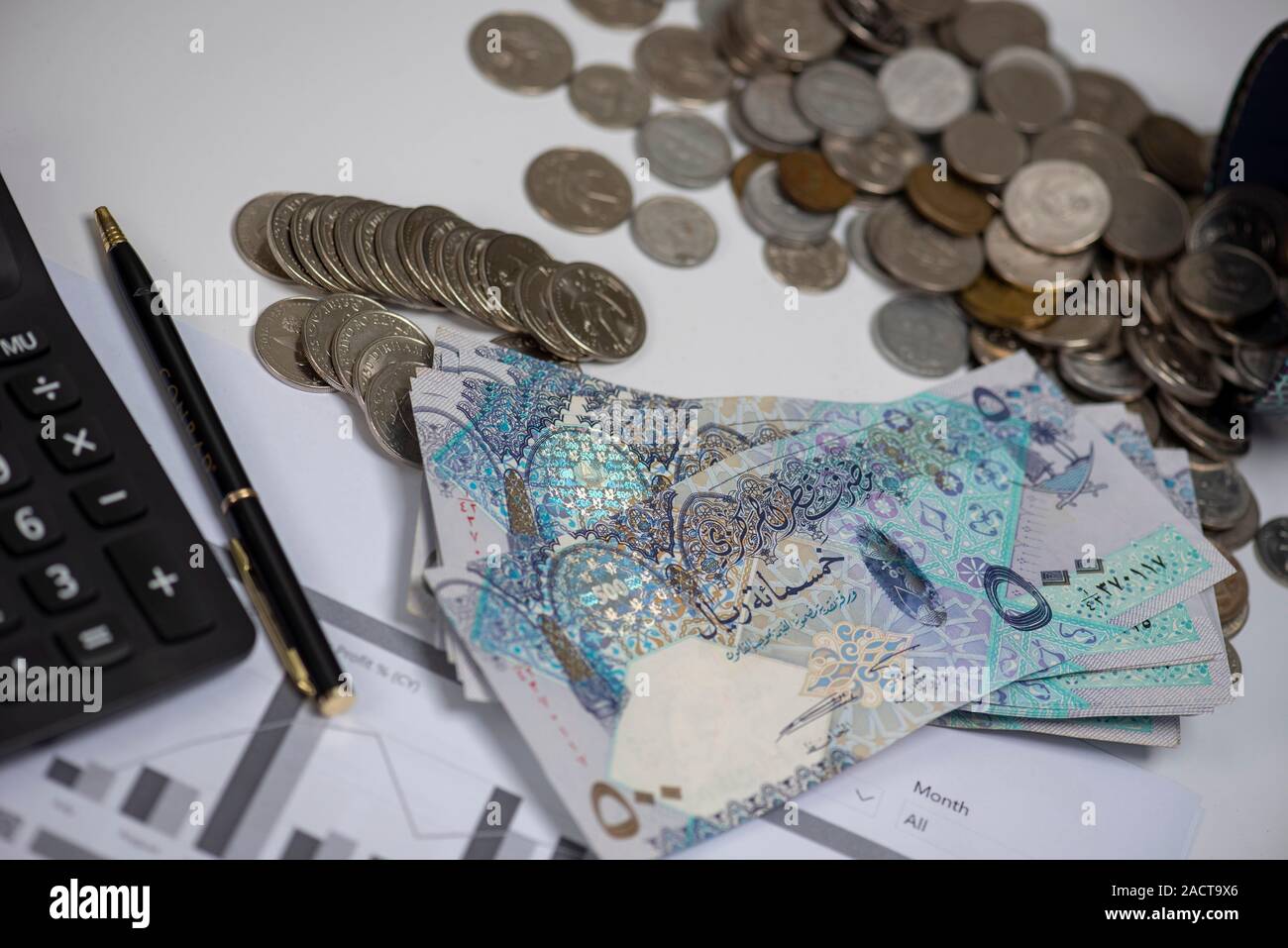 50 qatari dirham hi-res stock photography and images - Alamy