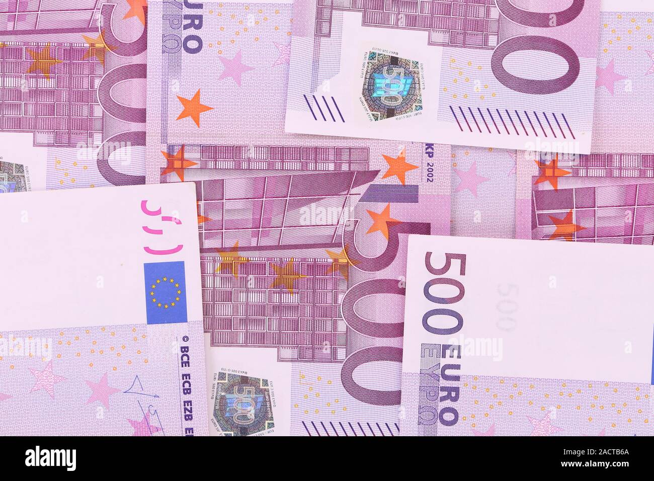 Five hundred euro banknotes background Stock Photo - Alamy