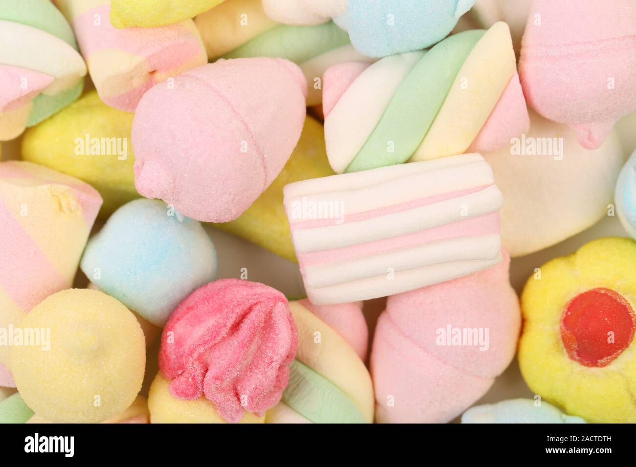 Background of marshmallows candy Stock Photo - Alamy