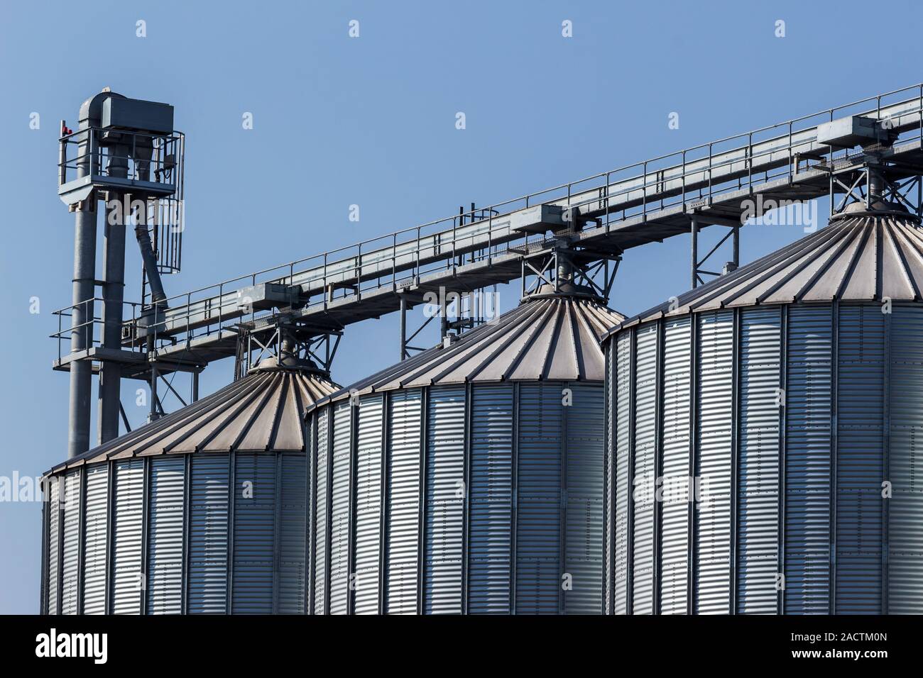 Silos in a warehouse Stock Photo - Alamy