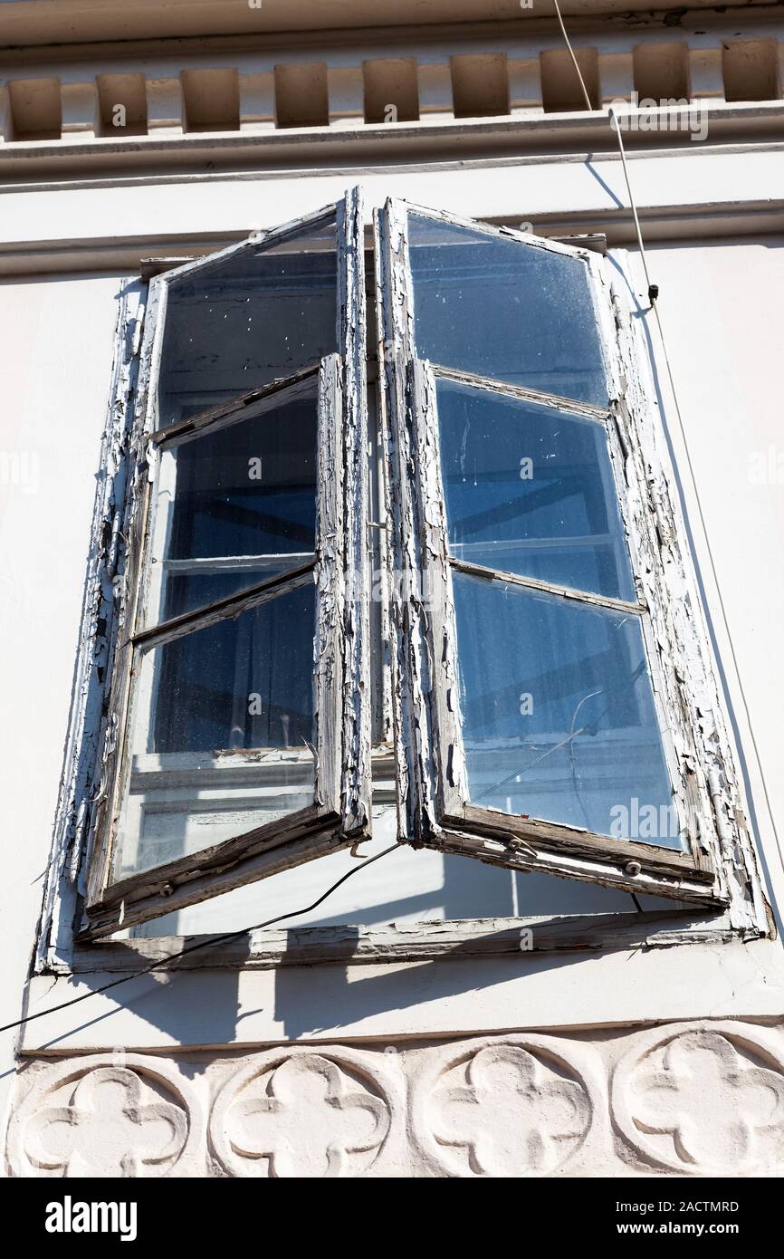 Old lattice windows Stock Photo - Alamy