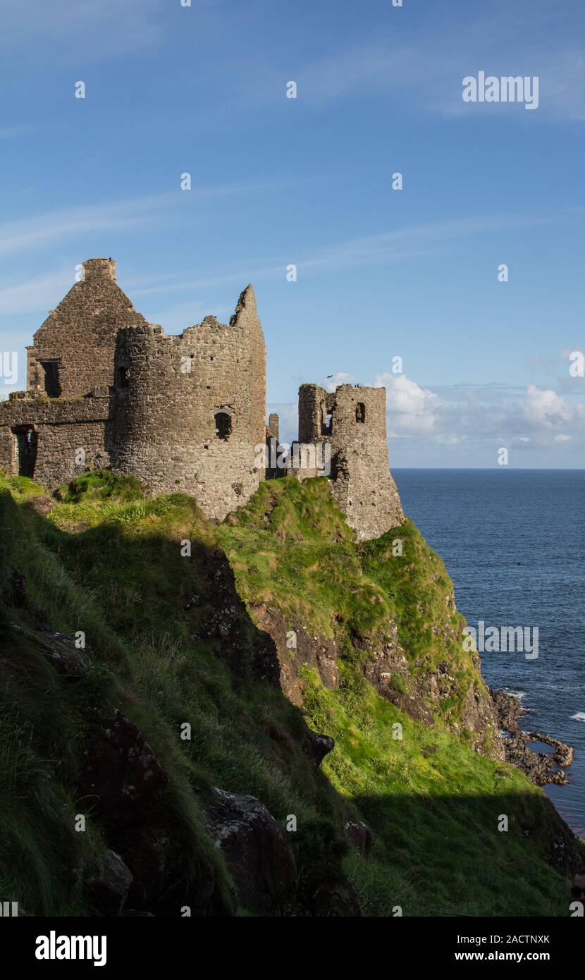 Dunluce castle ireland Stock Photo - Alamy