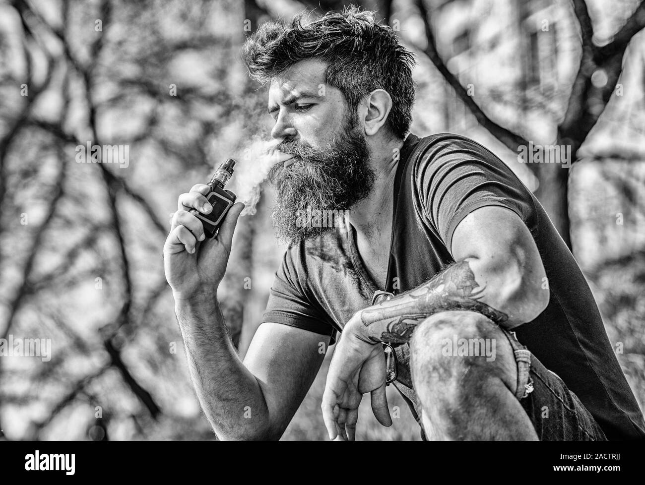 Nervous smoker hi-res stock photography and images - Alamy