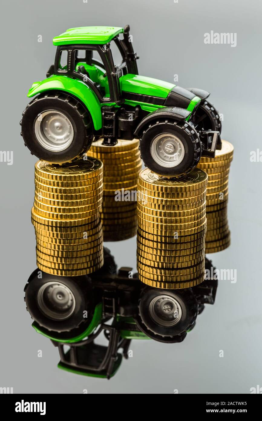 Rising costs hi-res stock photography and images - Alamy