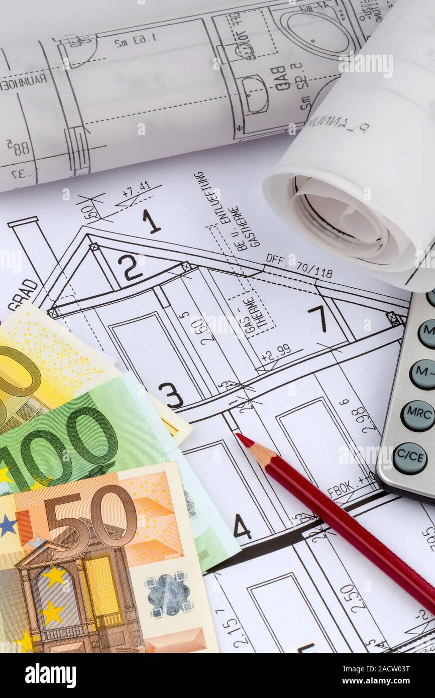 House plan with pocket calculator Stock Photo - Alamy