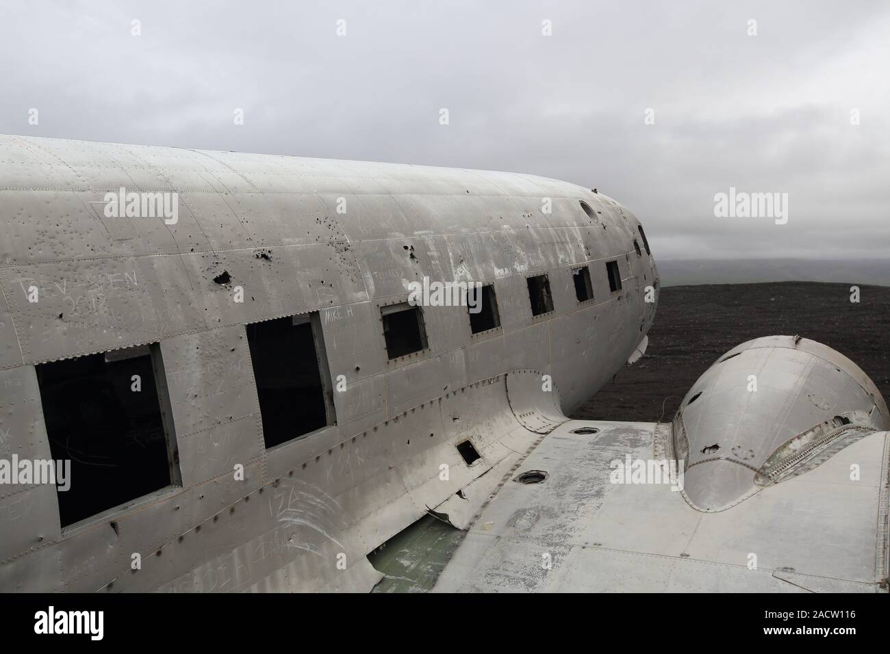 Wrecked aircraft hi-res stock photography and images - Alamy